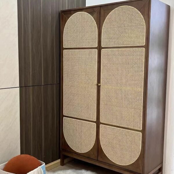 Armoire en Bois et Rotin "Arche" – Rangement Élégant et Naturel